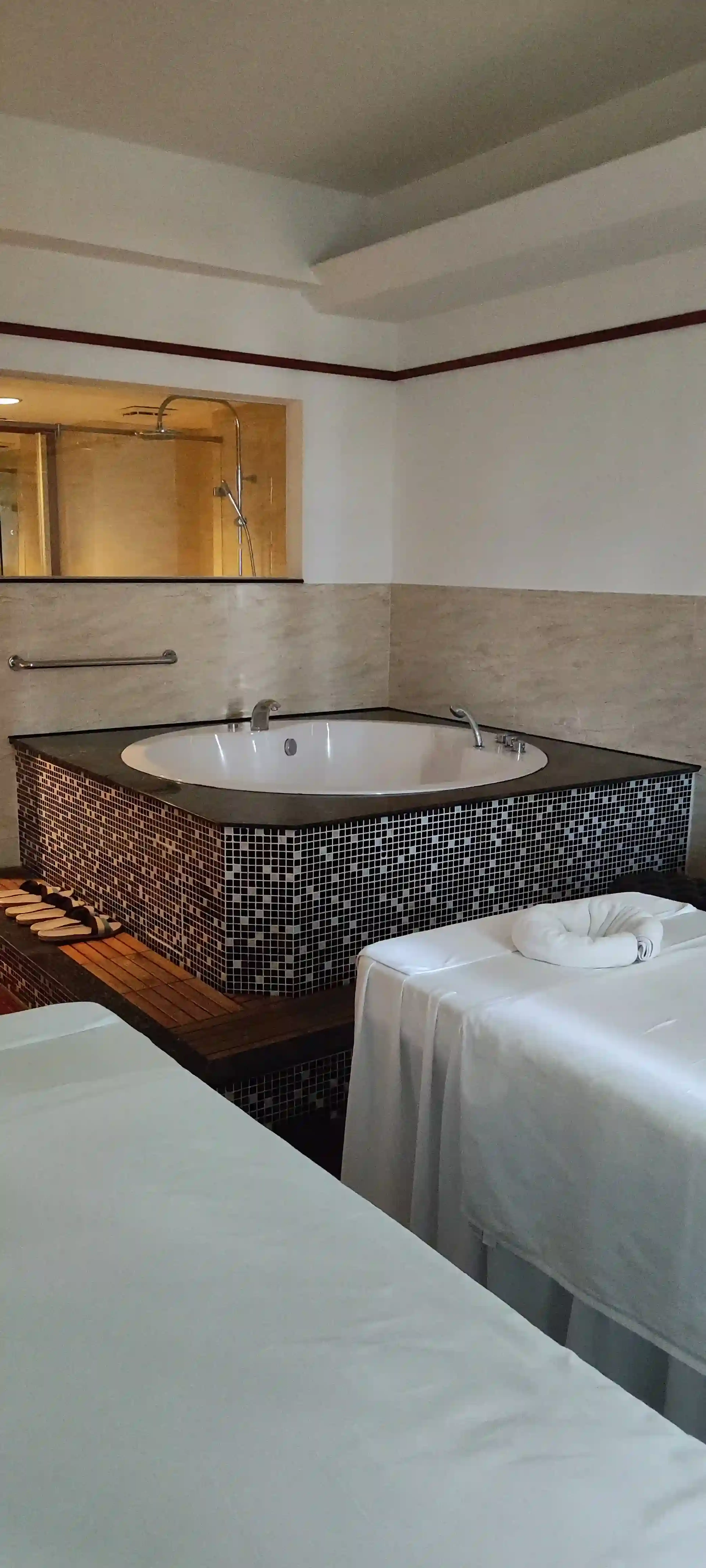 COCO SPA / NEW WORLD SAIGON HOTELTop Spas & Beauty Salons in Japan & Vietnam | WellBe